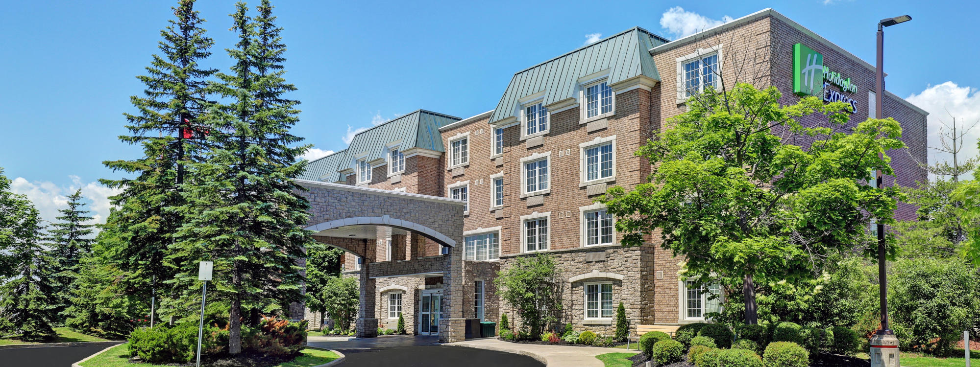 Part Time Guest Service Agent | Holiday Inn Express Whitby | Careers ...